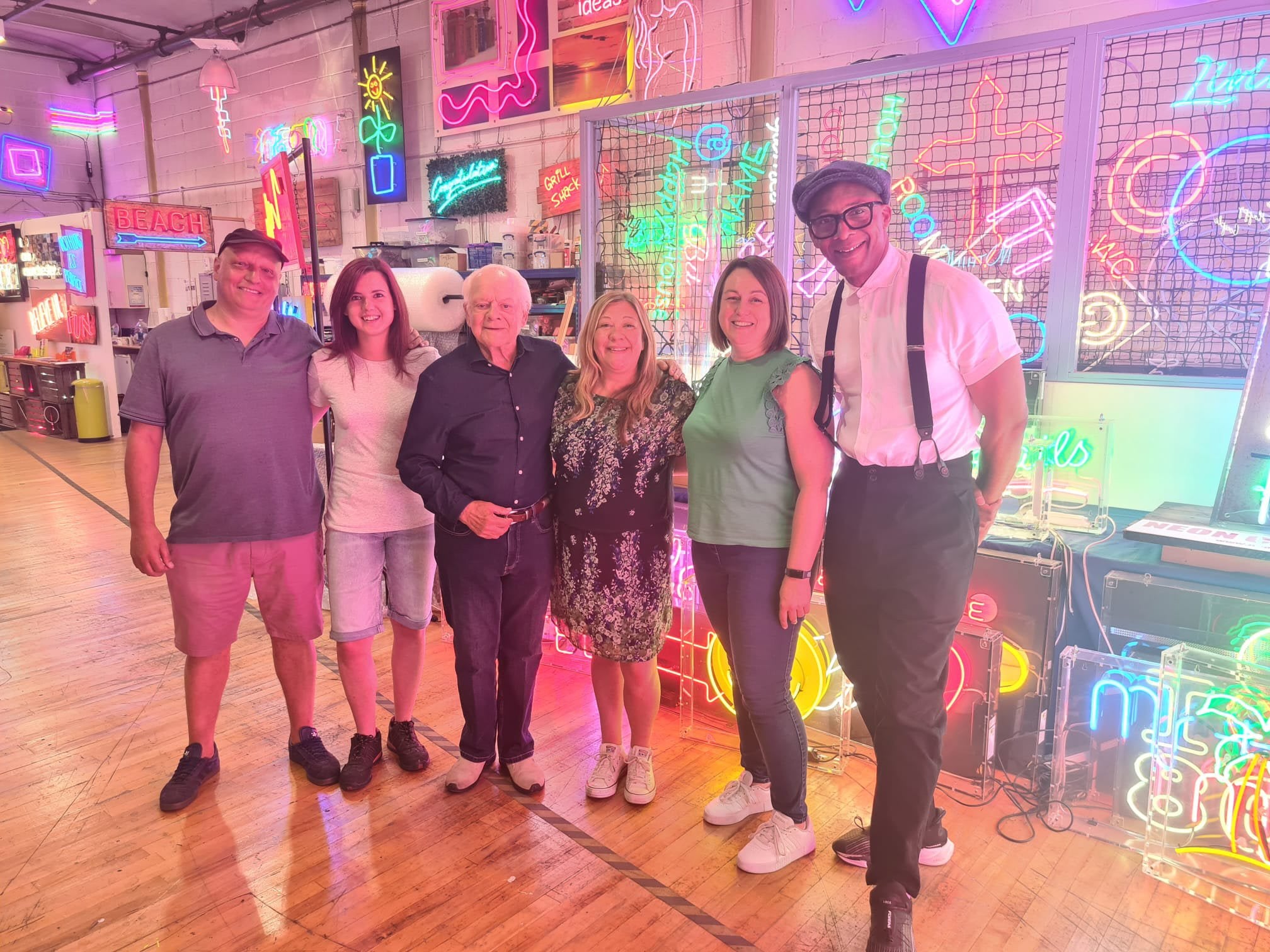 When 'David & Jay's Touring Toolshed' visited Neon Creations - BBC2