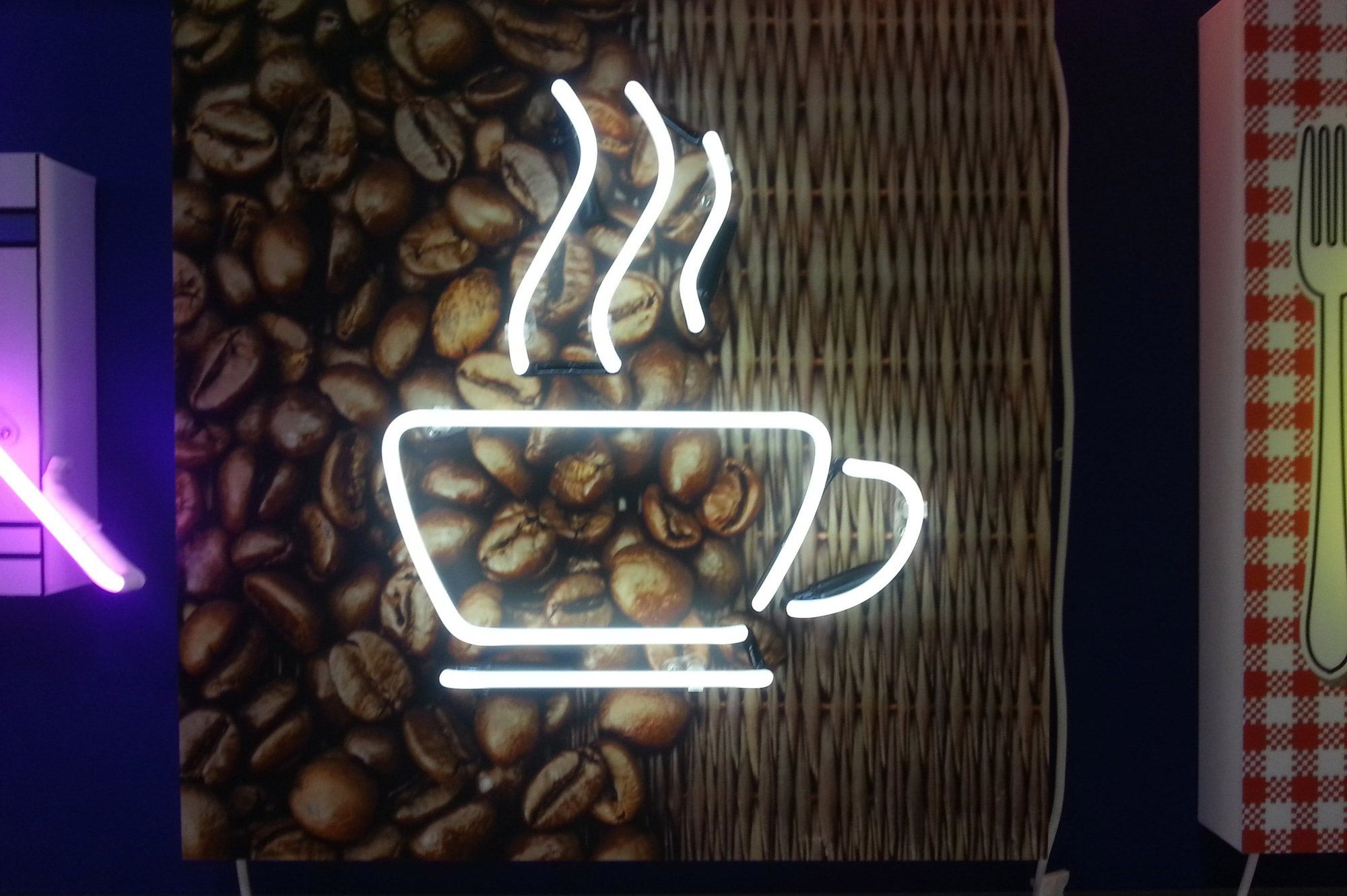 "Coffee Cup" Neon Sign | Neon Creations